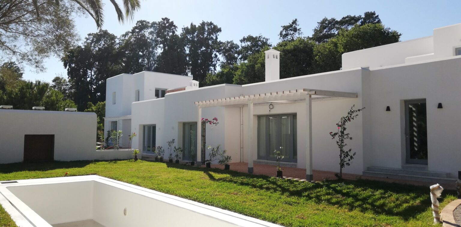 Deux maisons dans un Jardin à Alger – منزلين في البستان بالجزائر ...